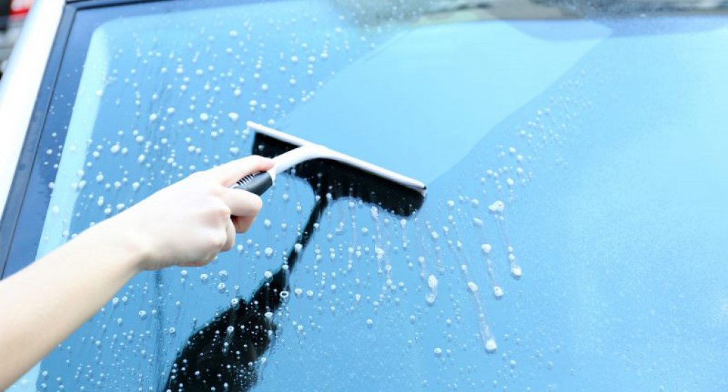 Cara Menghilangkan Jamur Pada Kaca Mobil